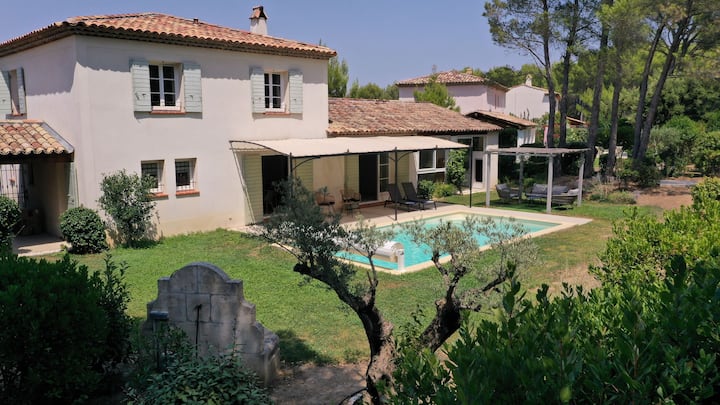 Villa La Fontaine De Pont Royal - Lauris