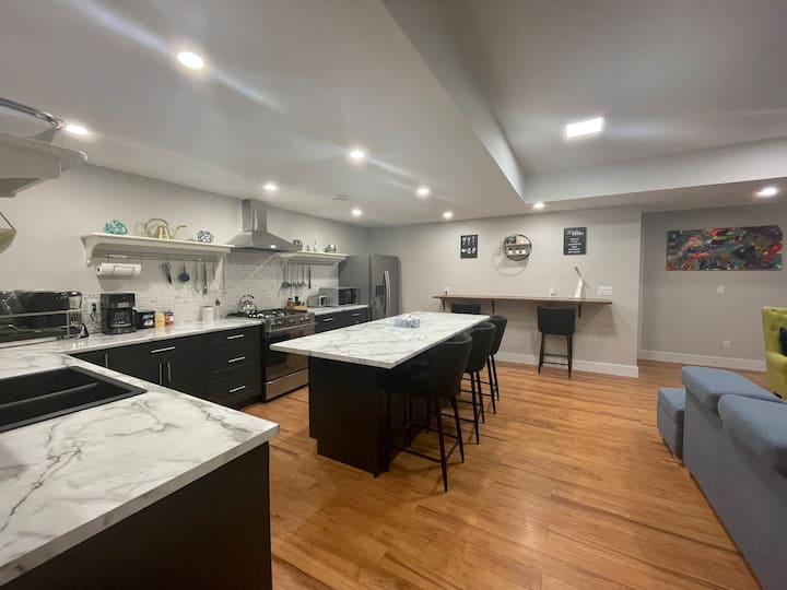 Quiet And Peaceful - 2 Bedroom Guest Suite - Okanagan Falls