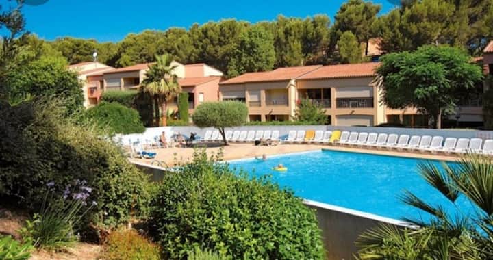 Studio 4 Pers. Dans Résidence Avec Piscine - Sanary-sur-Mer