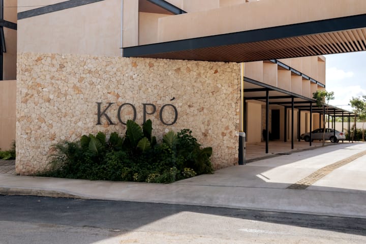Kopó Apartment W/ Pool, 2 Bedroom, 2 Bathroom. - Mérida