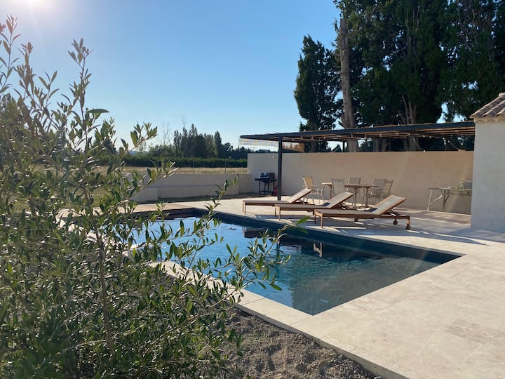 Magnifique Villa Moderne Avec Piscine Et Jaccuzi - Avignon