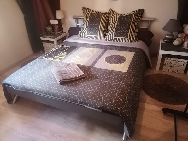 Chambre Privée + Kitchenette Extérieur - La Roche-sur-Foron