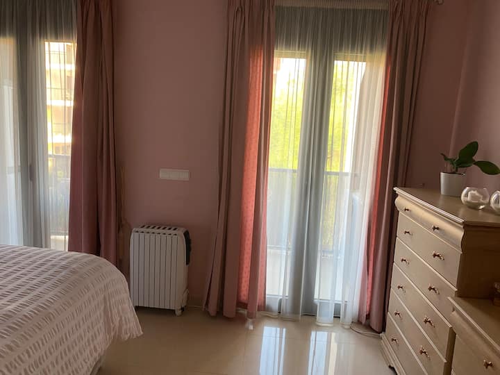 Schönes Zimmer Mit Bad Und Innen/außenpool - Santa Ponsa