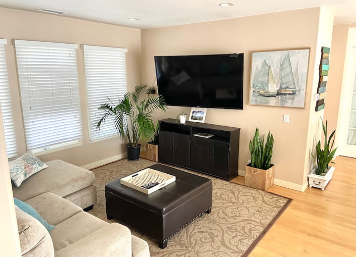Adorable One Bedroom Guesthouse - Encinitas, CA