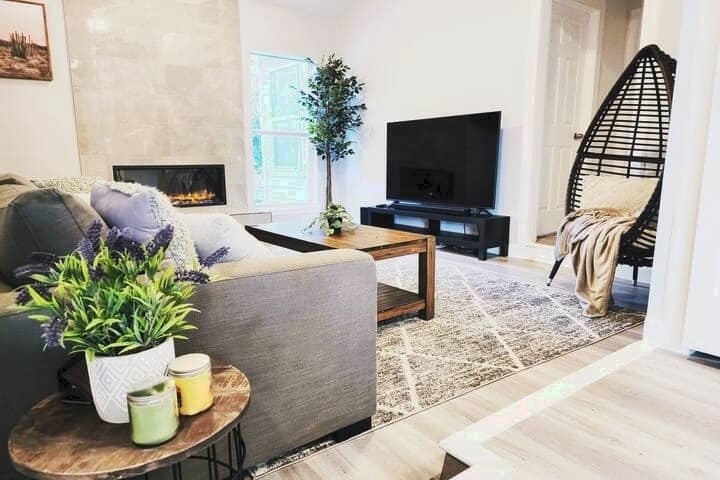 Modern Austin Home • Fast Wifi, Long & Short Stays - Austin