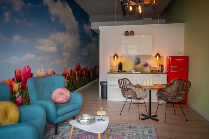 Bloem & Bollen Studio - B&b "Slapen Bij De Bakker" - Wijk aan Zee