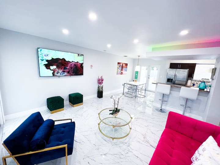 Welcome To This Heaven With Private Pool - Miami Gardens, FL