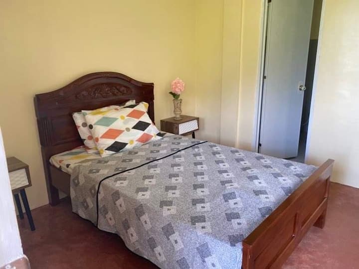Delightful 1-bedroom Room With A Scenic View - Santa Catalina