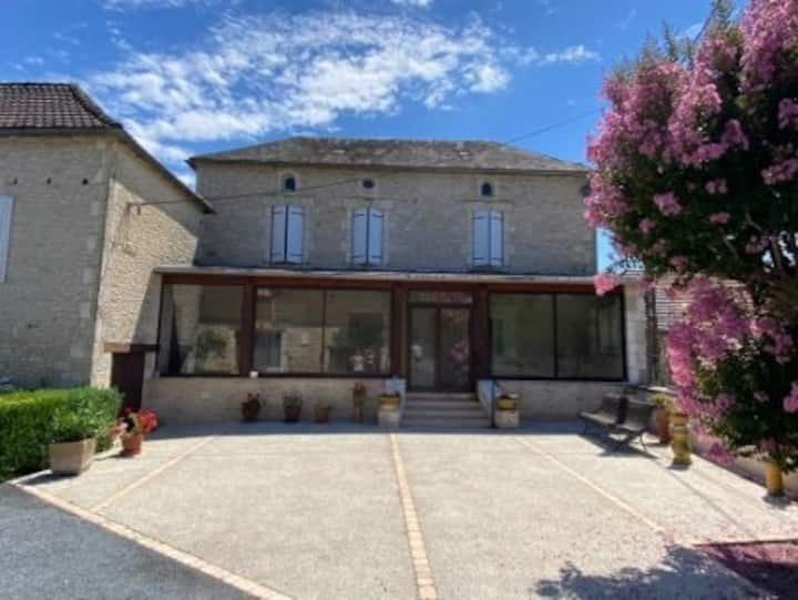 Maison Du Pont De La Roussie Avec Piscine Privée - Souillac