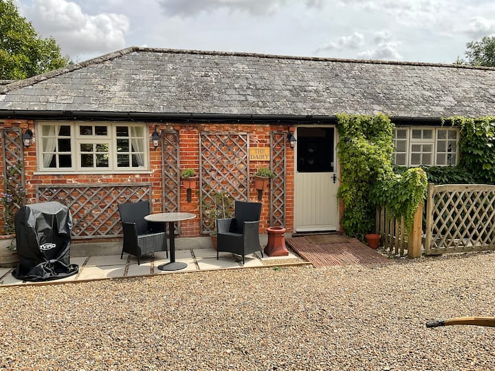 Beautiful Retreat In Converted Dairy Pets Welcome - Diss