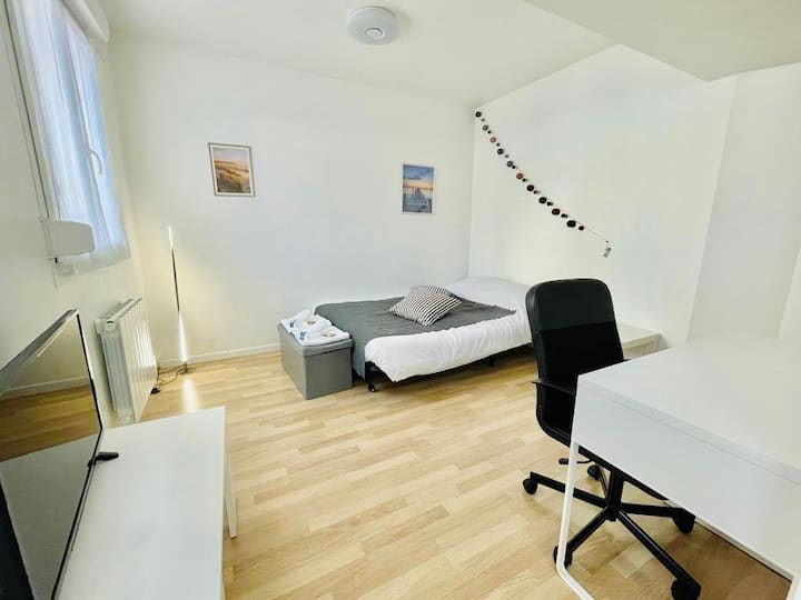 René Bourgeois 3 Jolie Studio Proche Hôpital - Tinqueux