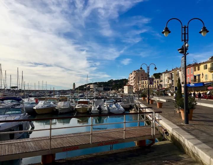 Cassis Port Les Pieds Dans L'eau 2 Chambres + Clim - Cassis