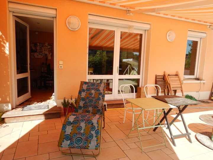 Appart Avec Terrasse Et Vue à Lons-le-saunier - Lons-le-Saunier