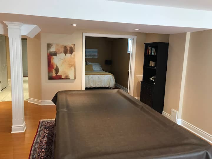 Richmond Hill Modern 2 Bedroom Basement Apartment - Markham