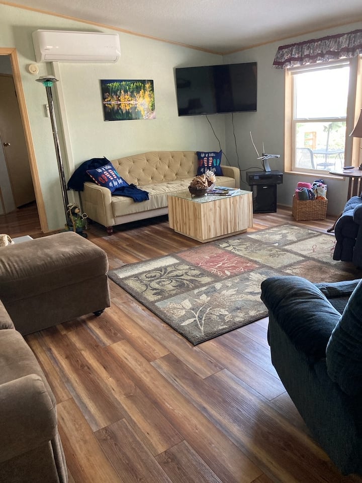 Montana Lake Home - 45 Minutes To Glacier Np (Gnp) - Kalispell, MT