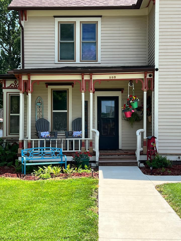 Springershadyrest On Broadway 2 - Decorah, IA