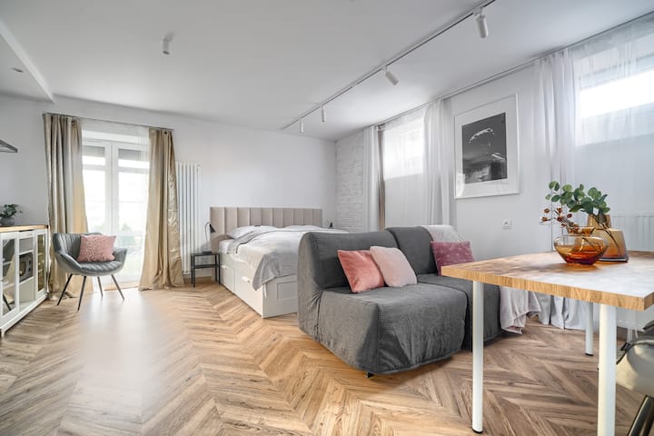 Apartament Janosika Wanna Z Ogrodem || Munn - Szczecin