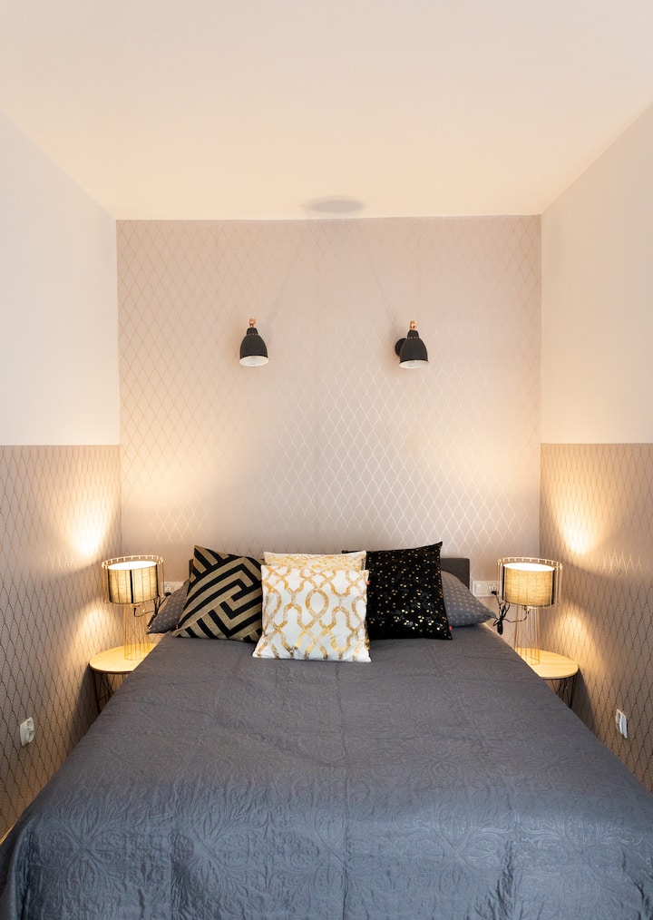 ŻUrawia St. Ap3 Central Warsaw Room Clicktheflat 1 - Varsovia