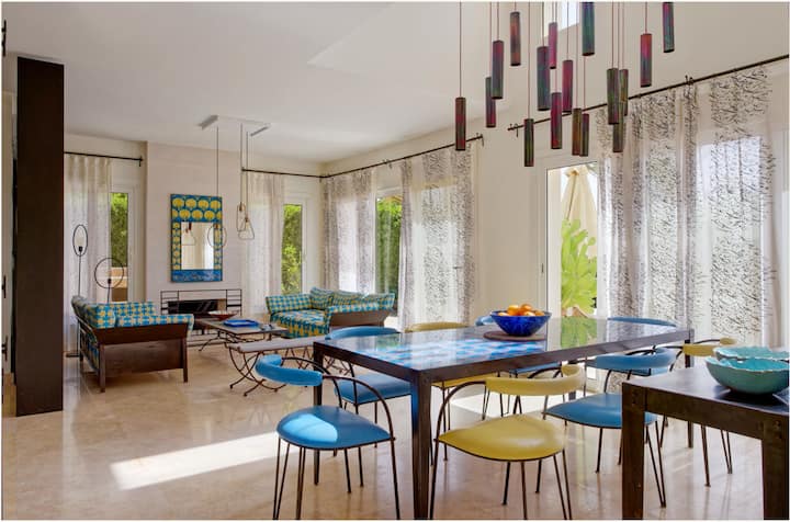 Design & Luxury Sunny Waterfront Villa - Hurghada