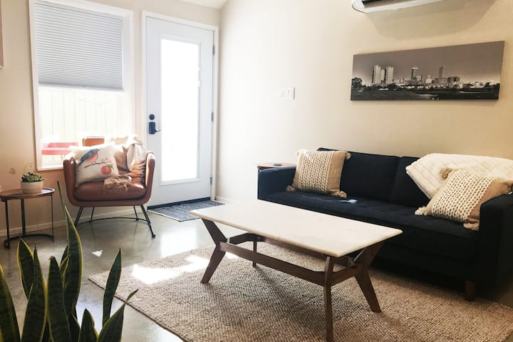 Cozy Southside Studio With Loft - Fort Worth, TX