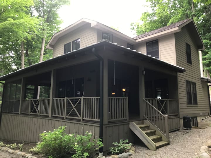 Inviting Family Home On Skaneateles Lake. - Skaneateles Lake, NY