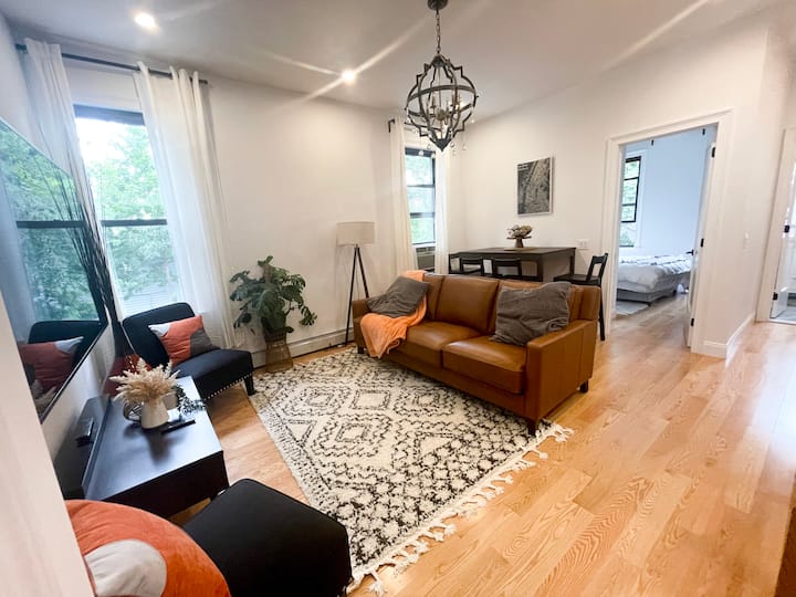 Luxury 2brm Brooklyn Rental W/parking On Premises - 布魯克林