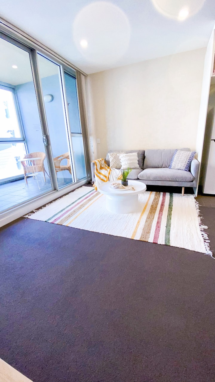 Gorgeous One-bed Apartment In Central Adelaide - Adelaide