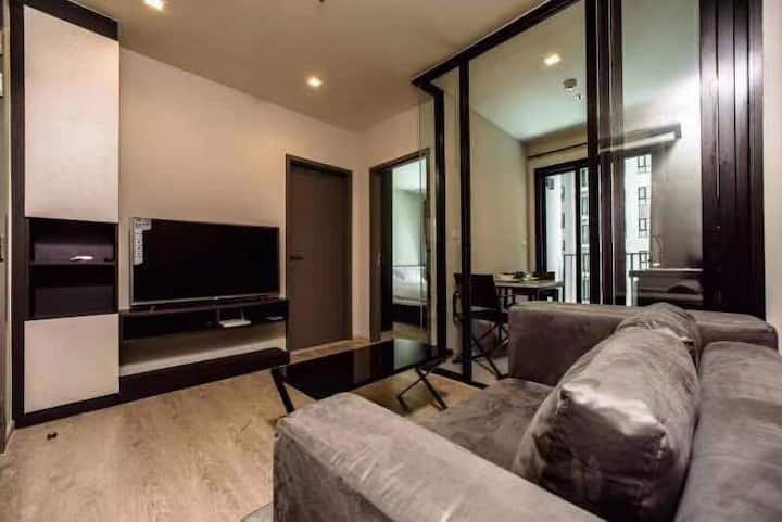 芭提雅一卧 The Base 公寓 无边泳池 靠近商场 交通便利 - Pattaya City