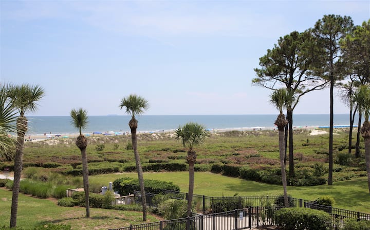 Sunshine Getaway!  Coligny+bikes Included-#228! - Hilton Head Island