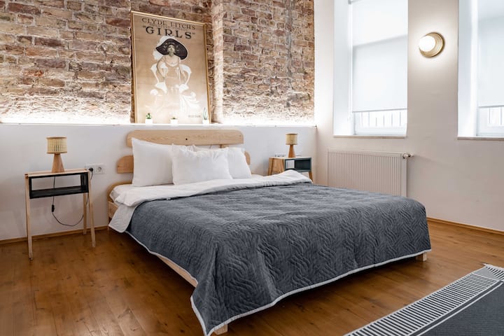 Stylishly Designed 1br 4-min To Istiklal Street - Beyoğlu