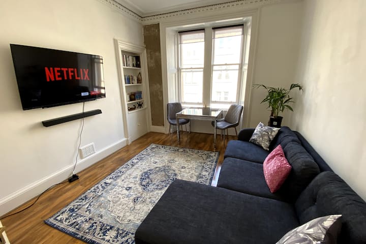 Central Edinburgh Apartment With 3 Beds - Edinburgh