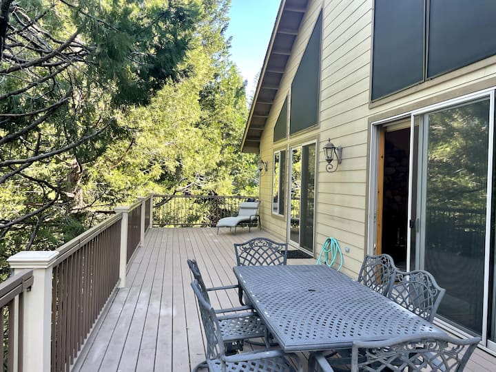 Black Pine Lodge! Scenic Views In Fish Camp - Wawona, CA
