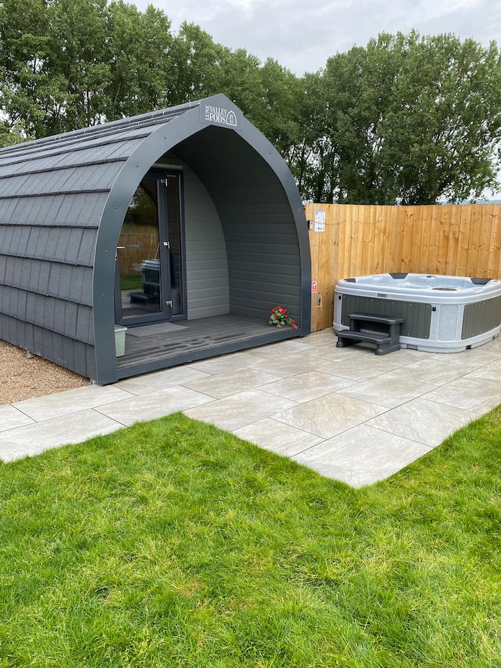 Glamping Pod 4: The Saddleback With Hot Tub - Thirsk