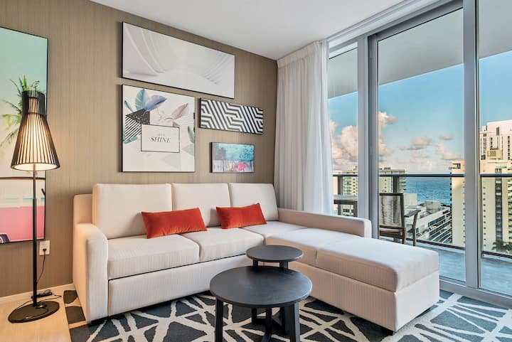 2br Unit In Hollywood W Breathtaking View - Hallandale Beach, FL