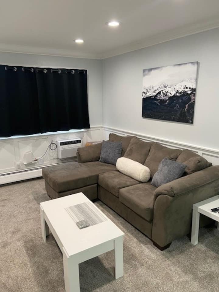 Charming Apartment Minutes From Red Rocks - Lakewood, CO