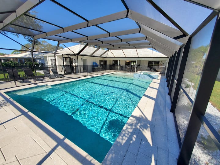 Stunning, Newly Remodeled Home With Heated Pool - Sarasota, FL