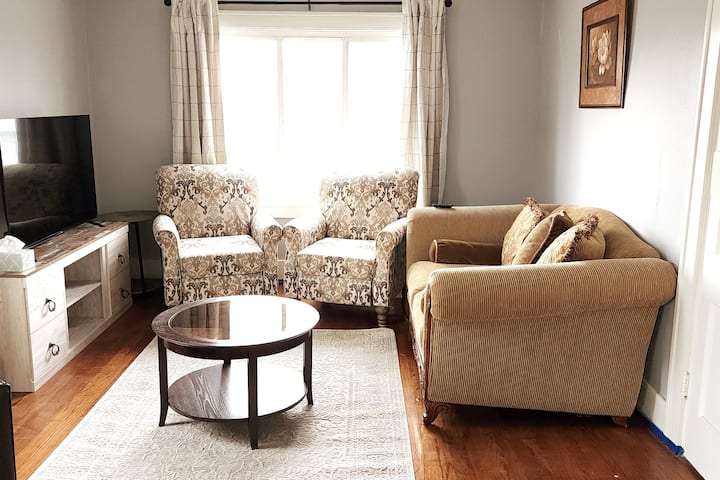 Great Location Close To Downtown, - Shadow Lake, Papillion