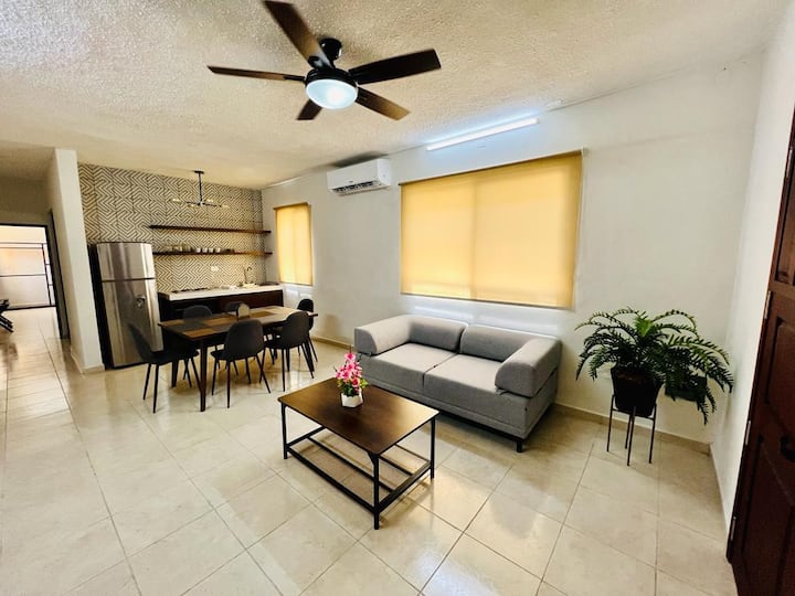Casa Confortable Con Alberca, Magnífica Ubicación - Mérida