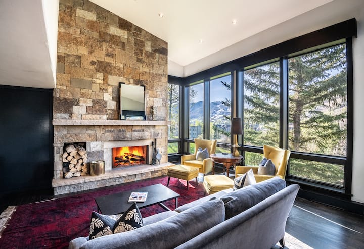 High-end 5 Bedroom Townhome With Private Hot Tub! - Vail, CO