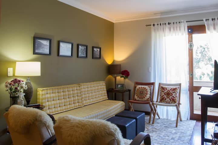 Apto Espaçoso Ideal Para Famílias. - Gramado