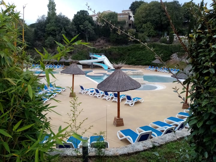 Maison Dans Résidence De Vacances - Salavas