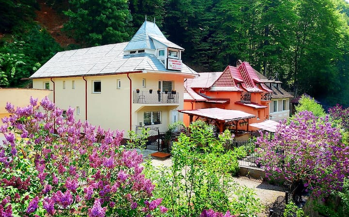 Casabamby - Slănic Moldova