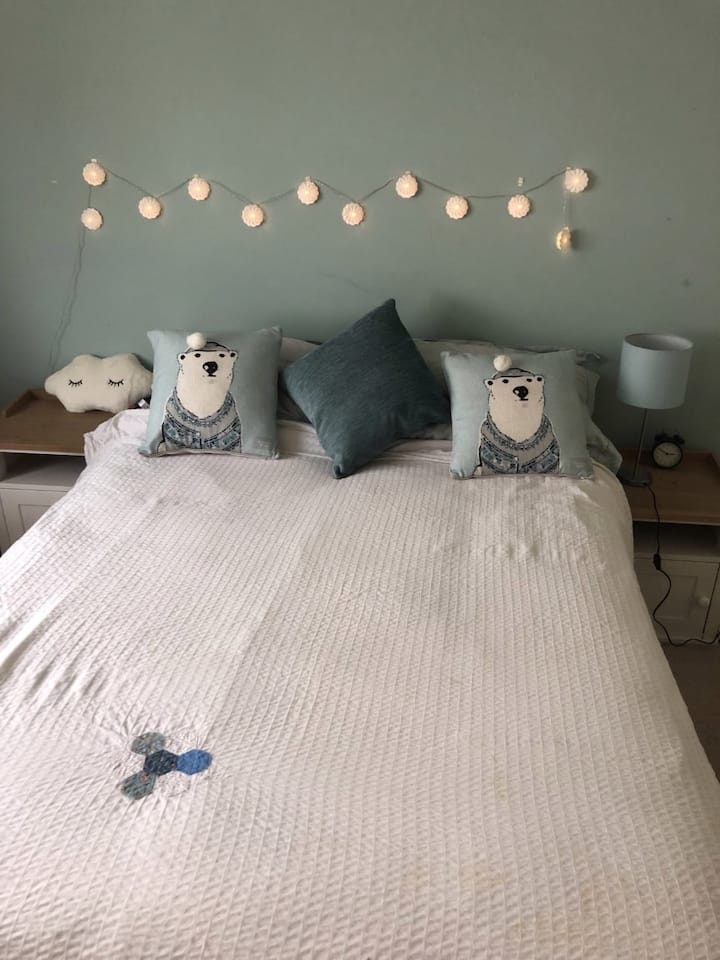 Cosy Bedroom For Two People Close To 
York Centre. - York
