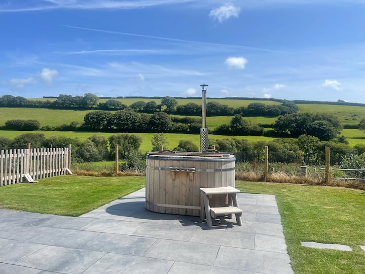 Court Farm, Kingsbridge. Hot Tub And Wood Burner - Kingsbridge