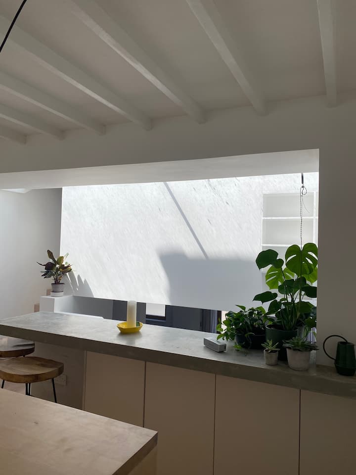 Architectural House All Yours! - London