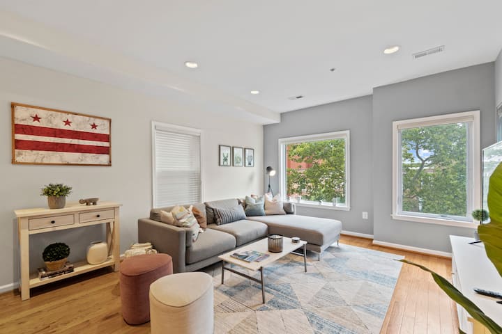 Central Dc Retreat | Luxury In-law Suite Dcottage - Washington, D.C.