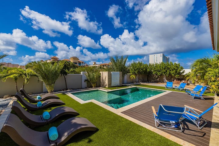 Amazing 4br 3ba Villa @ Palm Beach W/ New Pool - Aruba