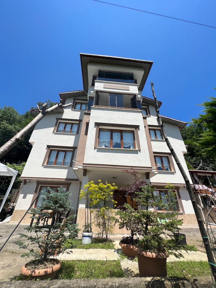 Doğanın Içinde Bir Villa - 2 Hayrat - Rize Merkez