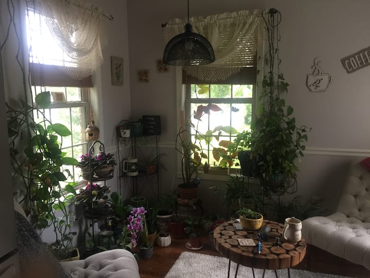 Relaxing And Spacious Home - Bowling Green, KY