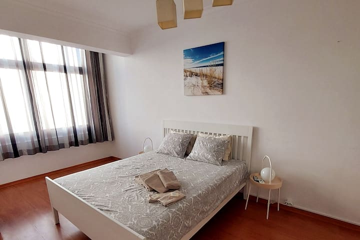 Comfortable White Room (Air-con/wi-fi) - Faro